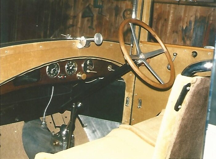 Finished :: Tatra 12 limousine