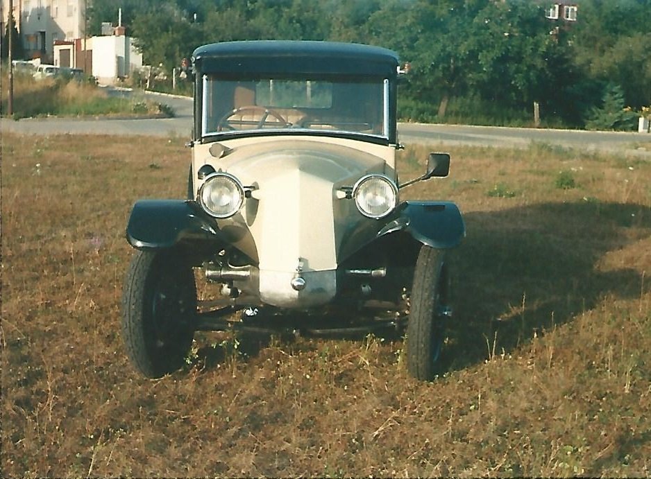 Finished :: Tatra 12 limousine